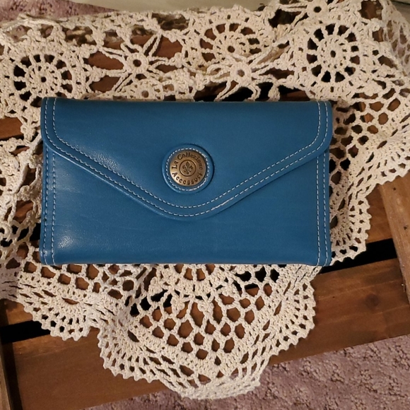 La Collezione Accessori | Bags | Teal Wallet New | Poshmark